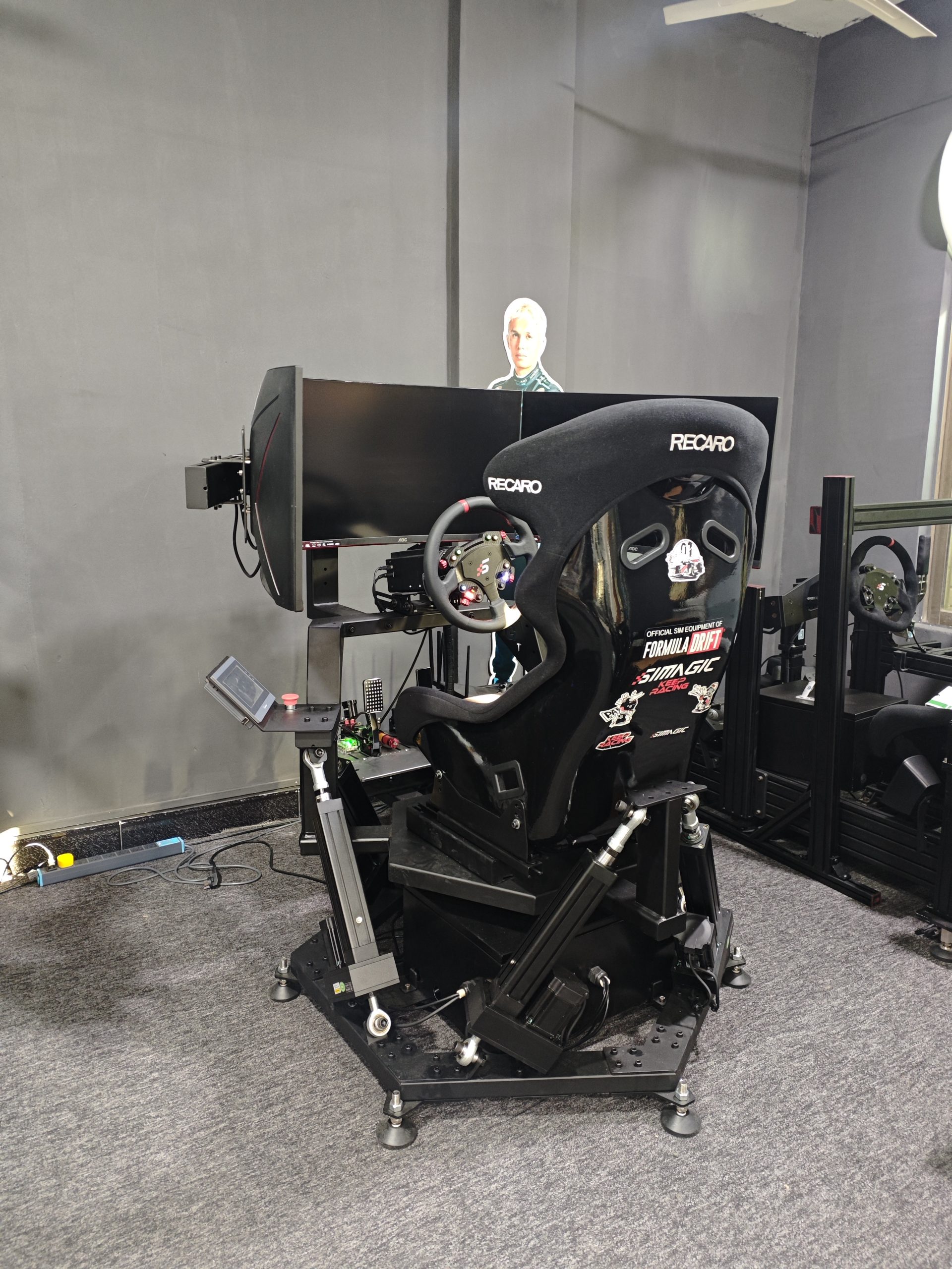 APEX-1 6DOF simulator platform – sirius motion